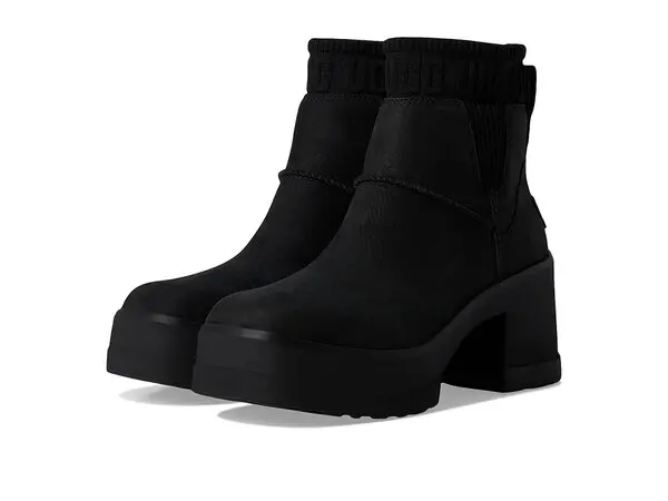 UGG Moxy Chelsea Boots - Black