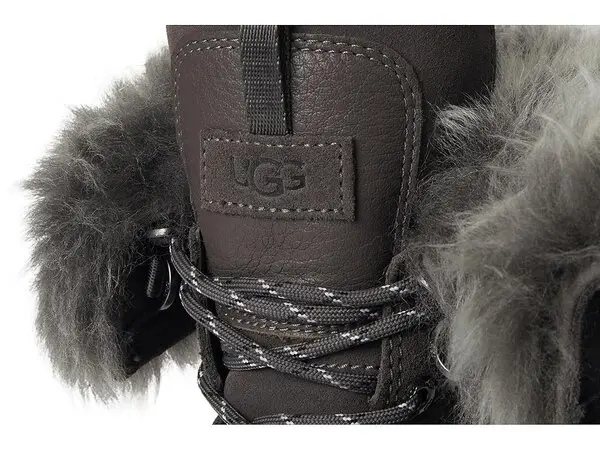 UGG Adirondack Xxv Chalet Boots - Black