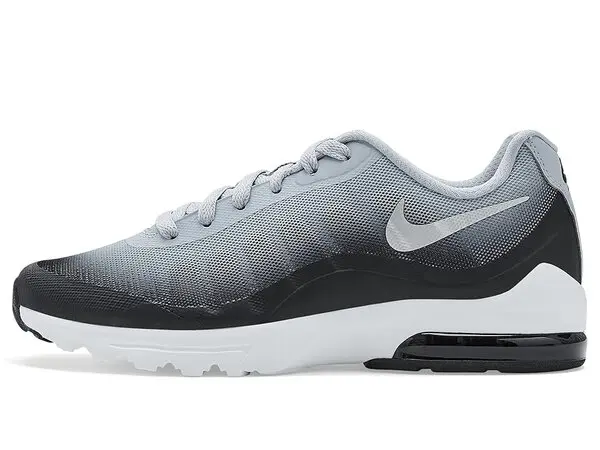 Nike Max Invigor Lace-up Sneakers - Gray