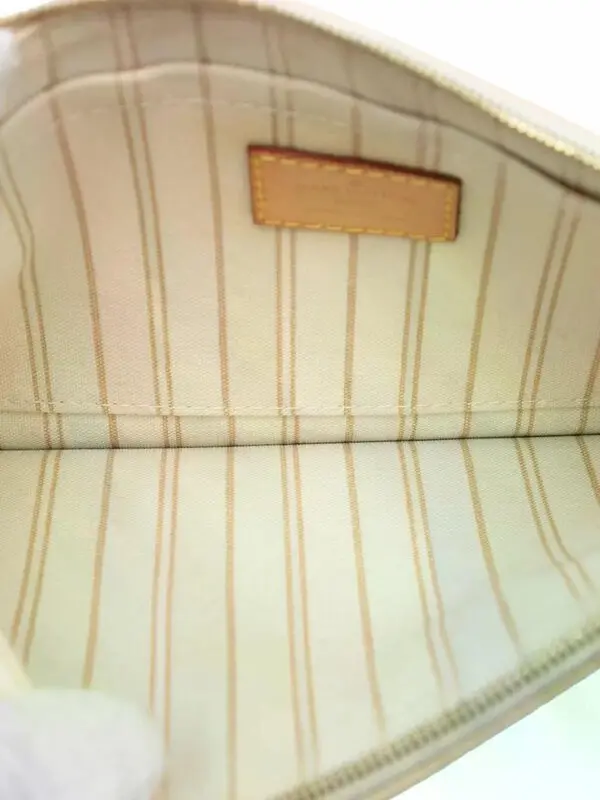 LOUIS VUITTON Damier Azur Neverfull Mm Pouch - White