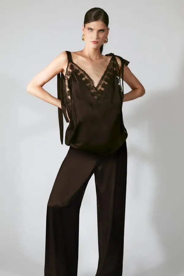 Bardot Devin Mid Rise Satin Pants - Chocolate