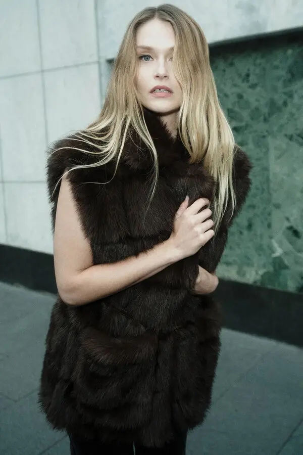 Bardot Brentley Faux Fur Vest With Belt - Dark Choco