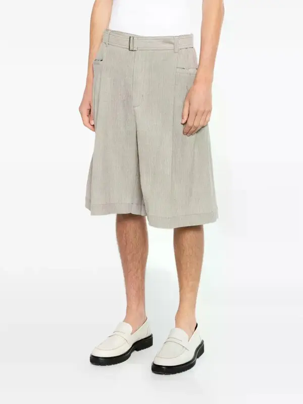 SONGZIO Pleated Belted Shorts