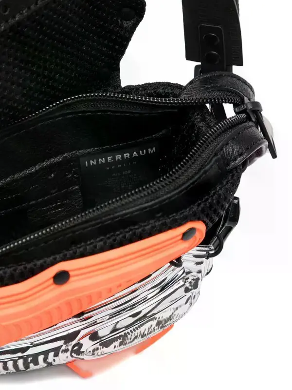 INNERRAUM I02 Shoulder Bag