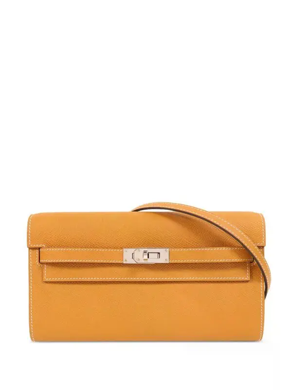 Hermès Kelly To Go Shoulder Bag - Gold