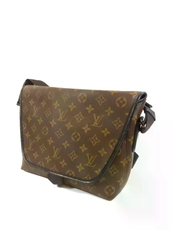 LOUIS VUITTON Magnetic Messenger Bag