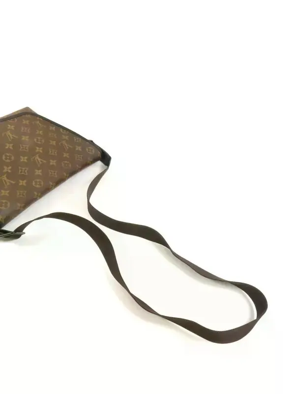 LOUIS VUITTON Magnetic Messenger Bag