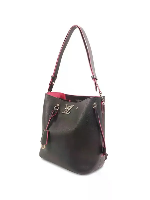 LOUIS VUITTON Lockme Bucket Bag