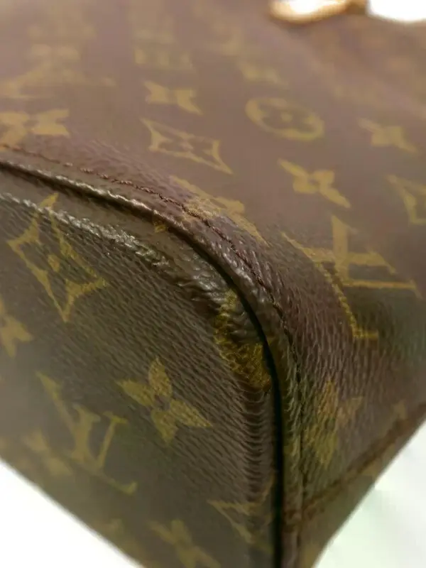 LOUIS VUITTON Luco Tote Bag - Brown