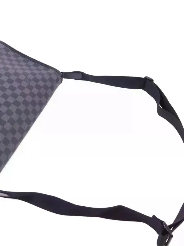 LOUIS VUITTON Gm Damier Graphite Daniel Shoulder Bag