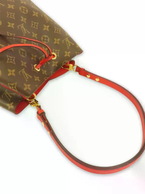 LOUIS VUITTON Monogram Neo Noe Bucket Bag
