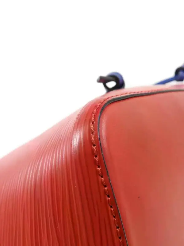 LOUIS VUITTON Bucket Bag - Red
