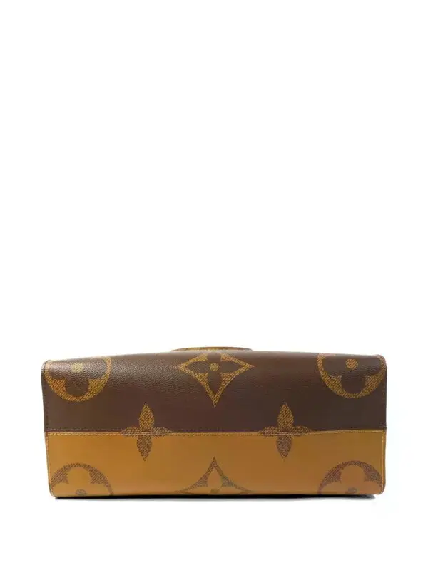 LOUIS VUITTON Monogram Giant Tote Bag