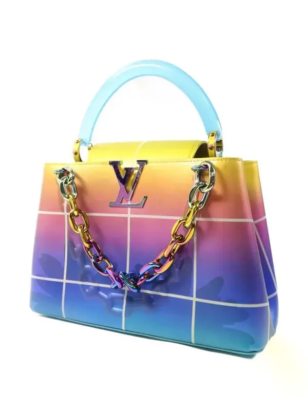 LOUIS VUITTON Capucines Mm Bag