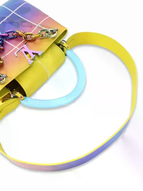 LOUIS VUITTON Capucines Mm Bag