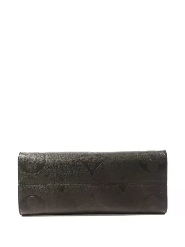 LOUIS VUITTON Monogram Empreinte On The Go Mm Shoulder Bag - Black