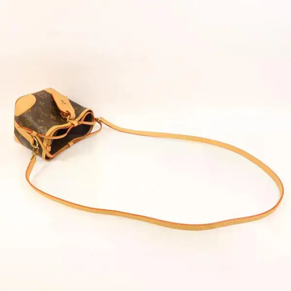 LOUIS VUITTON Monogram Noé Shoulder Bag