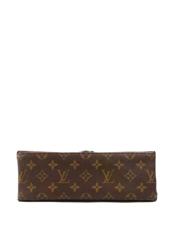 LOUIS VUITTON Saint Michel Shoulder Bag - Brown