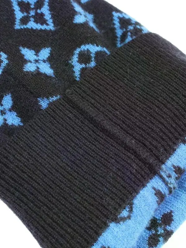 LOUIS VUITTON Monogram Sleeve Sweater