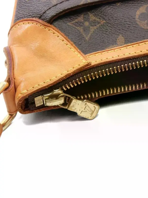 LOUIS VUITTON 2016 Odeon Pm Monogram Shoulder Bag