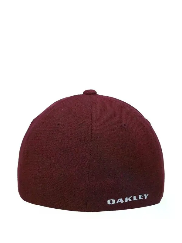 Oakley Tincan Lx Fitted Baseball Cap - Red