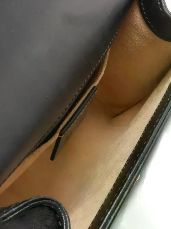 Gucci Small Padlock Gg Shoulder Bag - Black