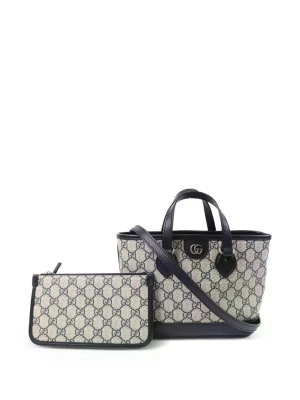 Gucci Supreme Monogram Shoulder Bag