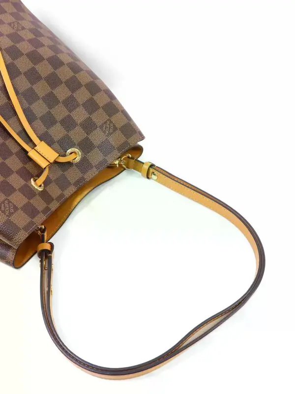 LOUIS VUITTON Néonoé Bucket Bag