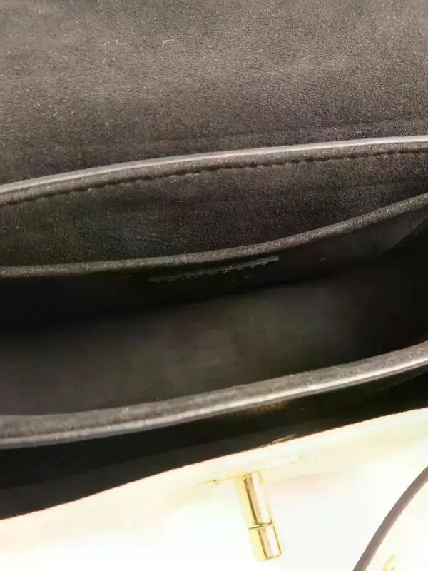 LOUIS VUITTON Lockme Tender Shoulder Bag - Black