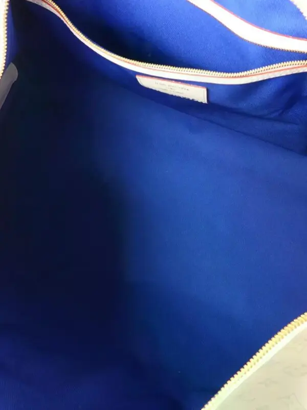 LOUIS VUITTON X Nba Keepall Bandoulière Luggage - Grey