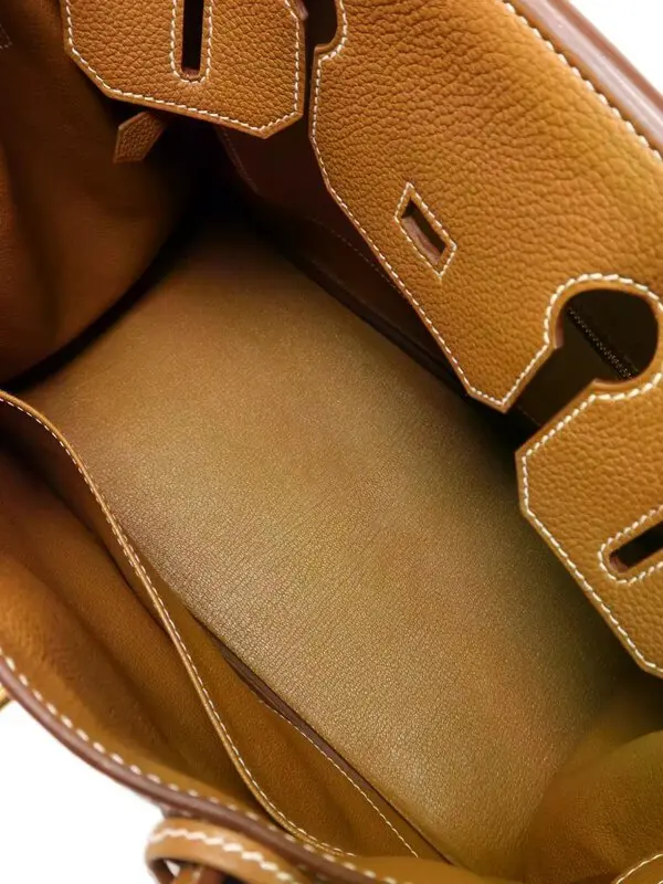 Hermès 30 Birkin Leather Handbag - Brown