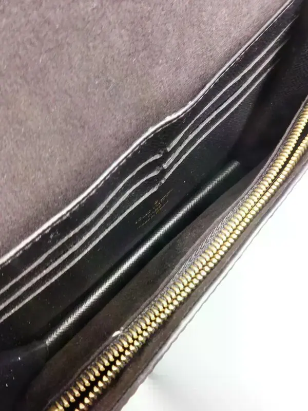 LOUIS VUITTON Twist Shoulder Bag