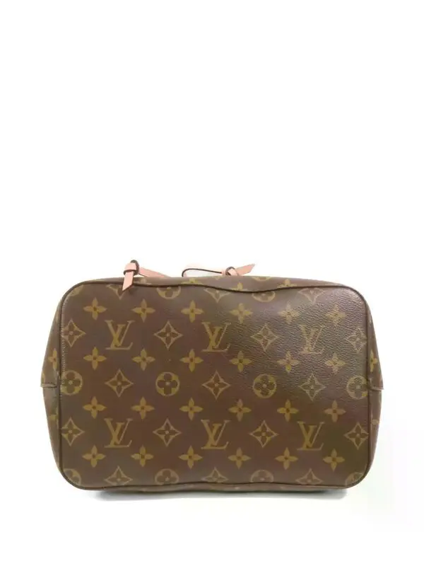 LOUIS VUITTON Monogram Canvas Neo Noe Bucket Bag