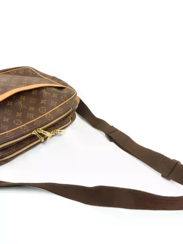 LOUIS VUITTON Reporter Gm Monogram Messenger Bag