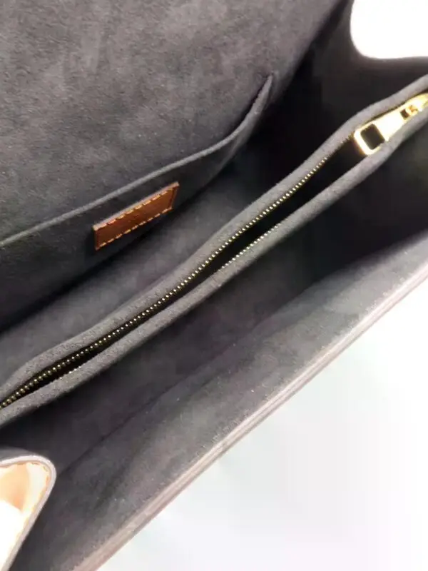 LOUIS VUITTON Dauphine Mm Shoulder Bag