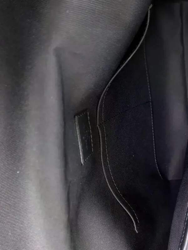 LOUIS VUITTON Monogram Messenger Bag
