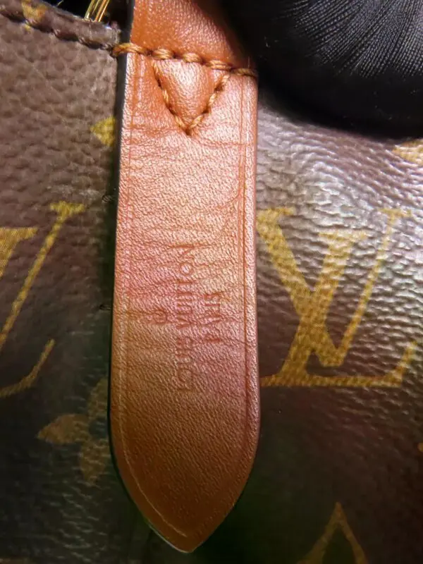 LOUIS VUITTON Monogram Canvas Bucket Bag - Brown
