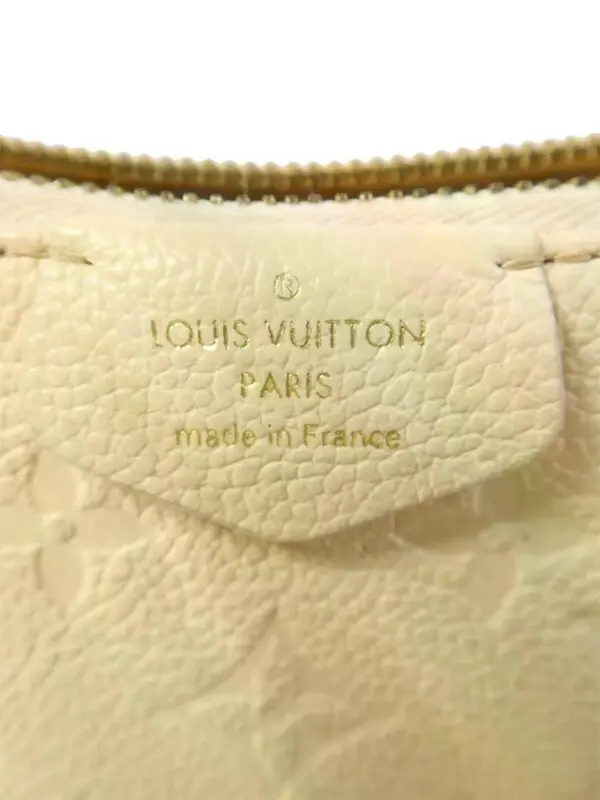 LOUIS VUITTON Easy Pouch Shoulder Bag
