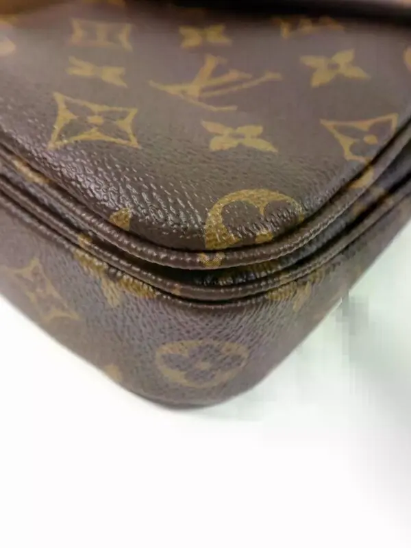 LOUIS VUITTON Monogram Canvas Pochette Metis - Brown