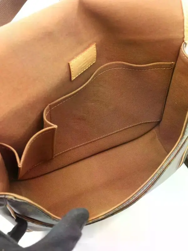 LOUIS VUITTON Bosforo Messenger Bag