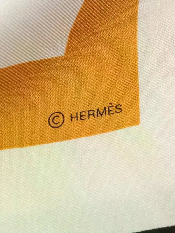 Hermès 2000s Lettres Au Carré Scarf