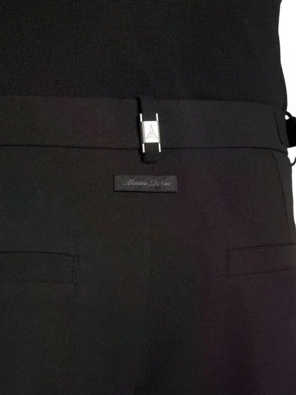 Manière De Voir Maniere De Voir Tailored Pleated Shorts