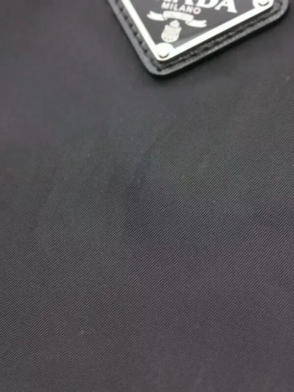 Prada Re-edition 2000 Shoulder Bag