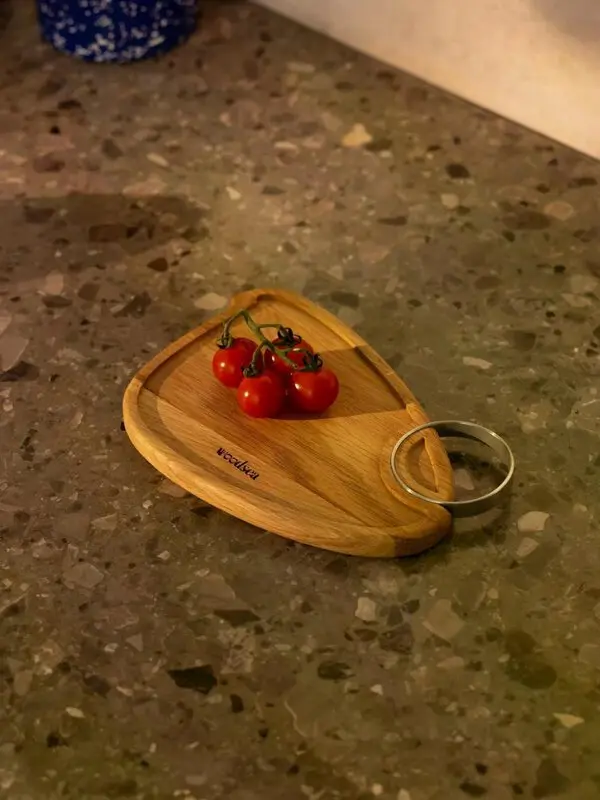 WOODSEA Engraved Metal-ring Serving Board