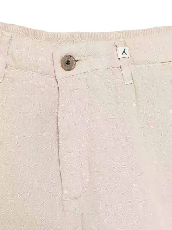 MYTHS Zeus Button-fastening Chino Shorts