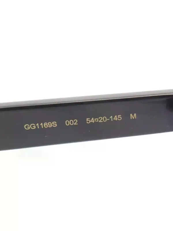 Gucci Square Sunglasses With Logo Detail