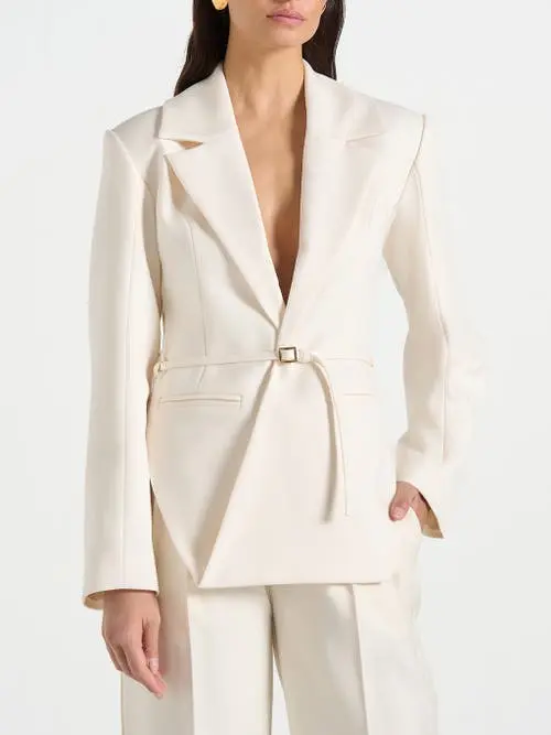 Manière De Voir Yuna Plunge Tailored Blazer With Belt - Off White