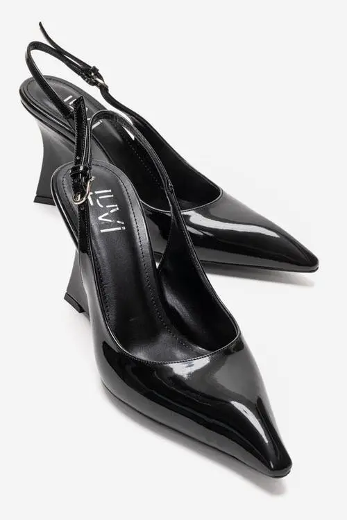 PROLOGUE SHOES Felon Slingback Wedge Pump - Black