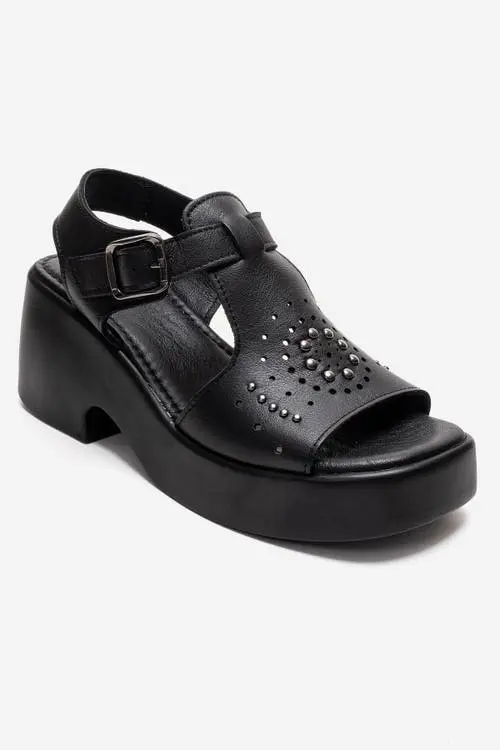 FOREVER & ALWAYS SHOES Leather Platform Sandals