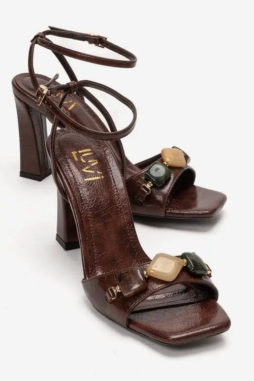 PROLOGUE SHOES Franca Block Heel Sandal - Brown